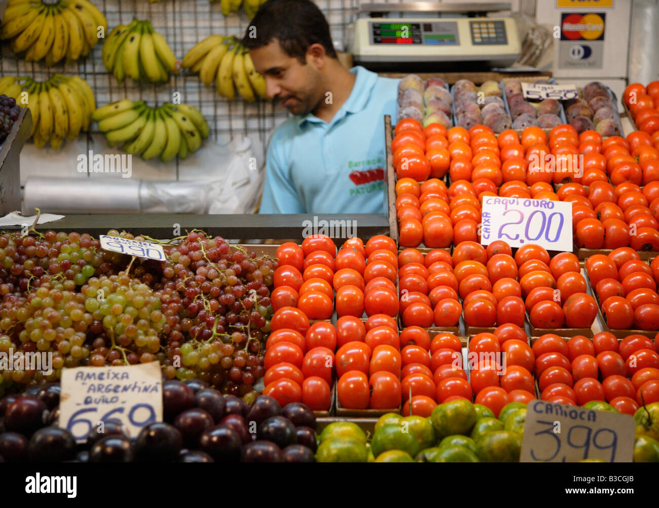 Brazil Fruit and Vegetable stall Belo Horizonte Market Stock Photo - Alamy