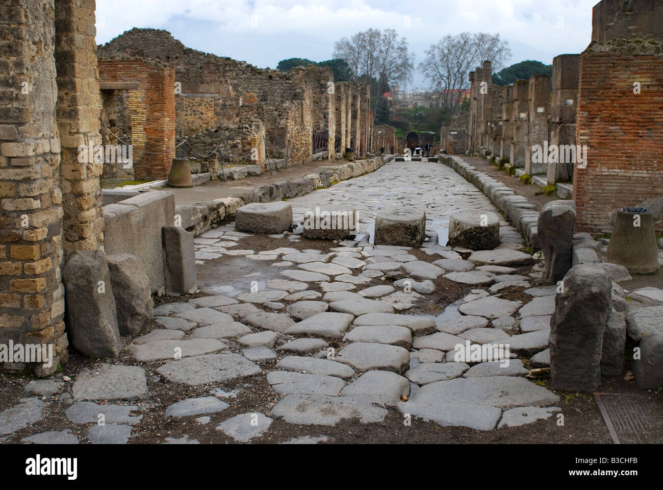 Ancient Paved Road With Carriage Wheel Ruts. Pompeii Italy Stock Photo ...