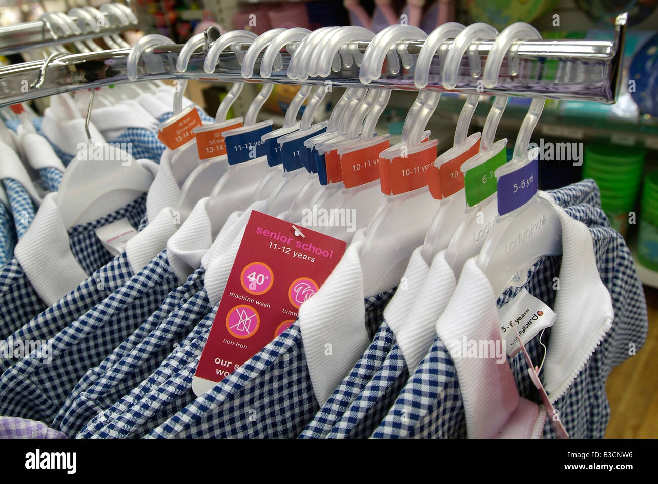 Schoolwear hi-res stock photography and images - Alamy