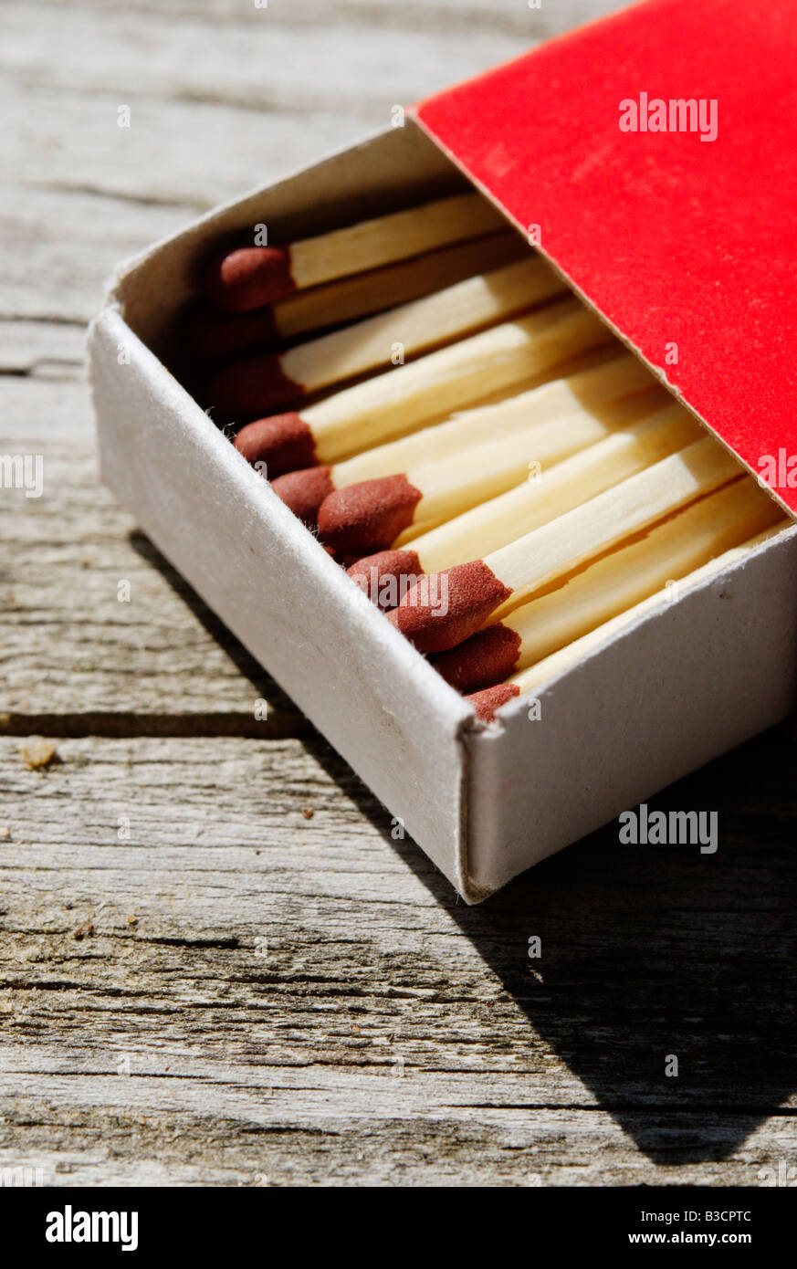 A box of matches Stock Photo - Alamy