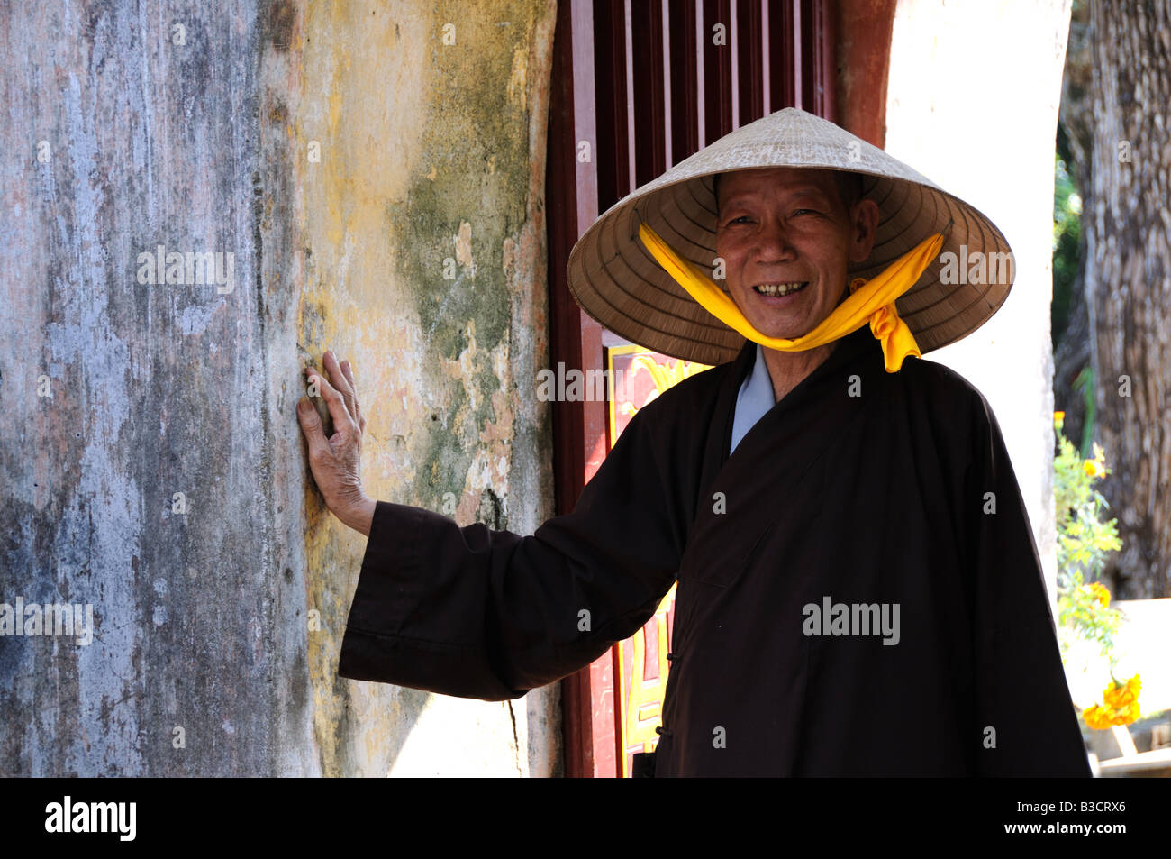 Smiling Buddhist monk Marble Mountain Vietnam Stock Photo - Alamy
