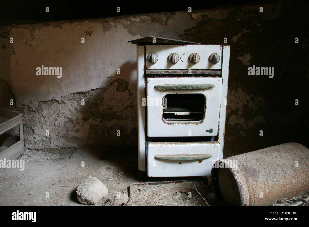 Gas cylinder damaged hi-res stock photography and images - Alamy