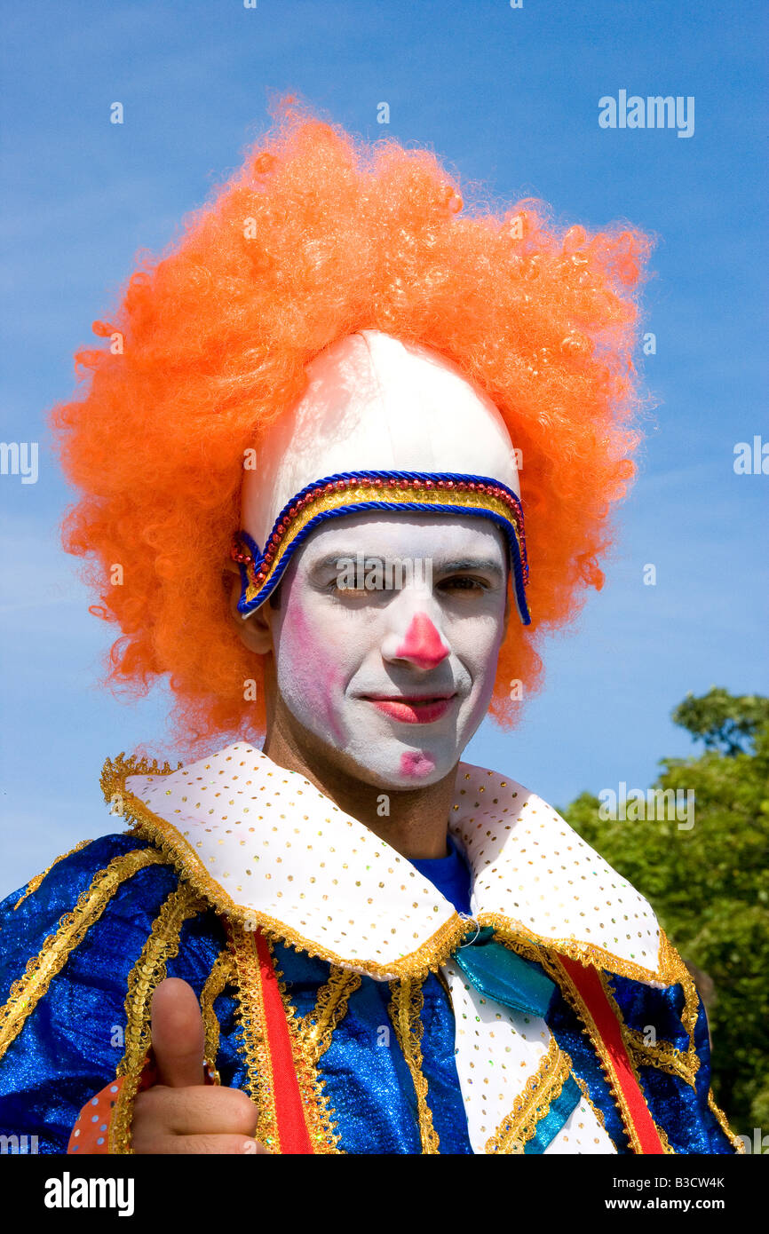 Serious looking clown hi-res stock photography and images - Alamy