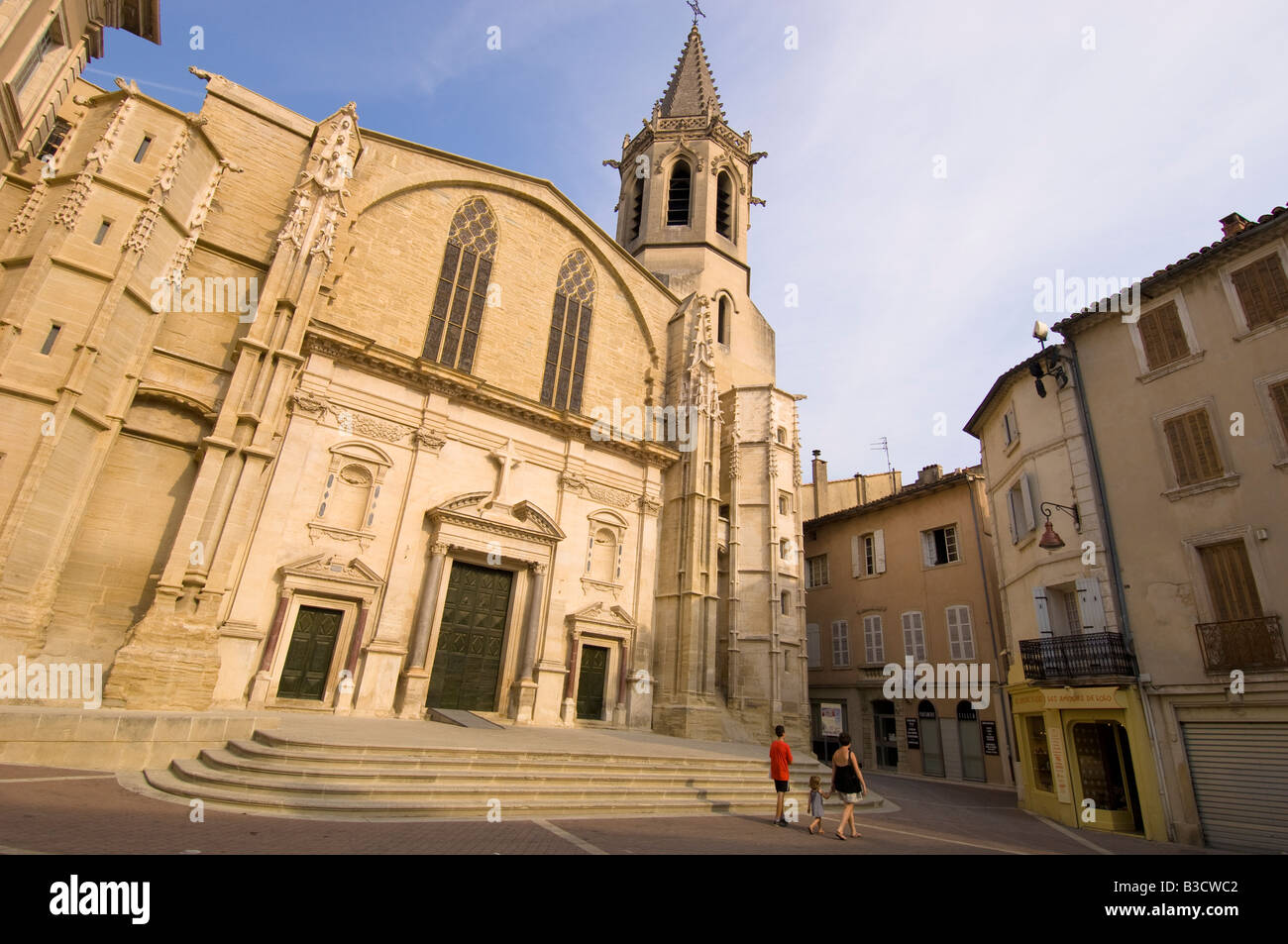 Carpentras hi-res stock photography and images - Alamy