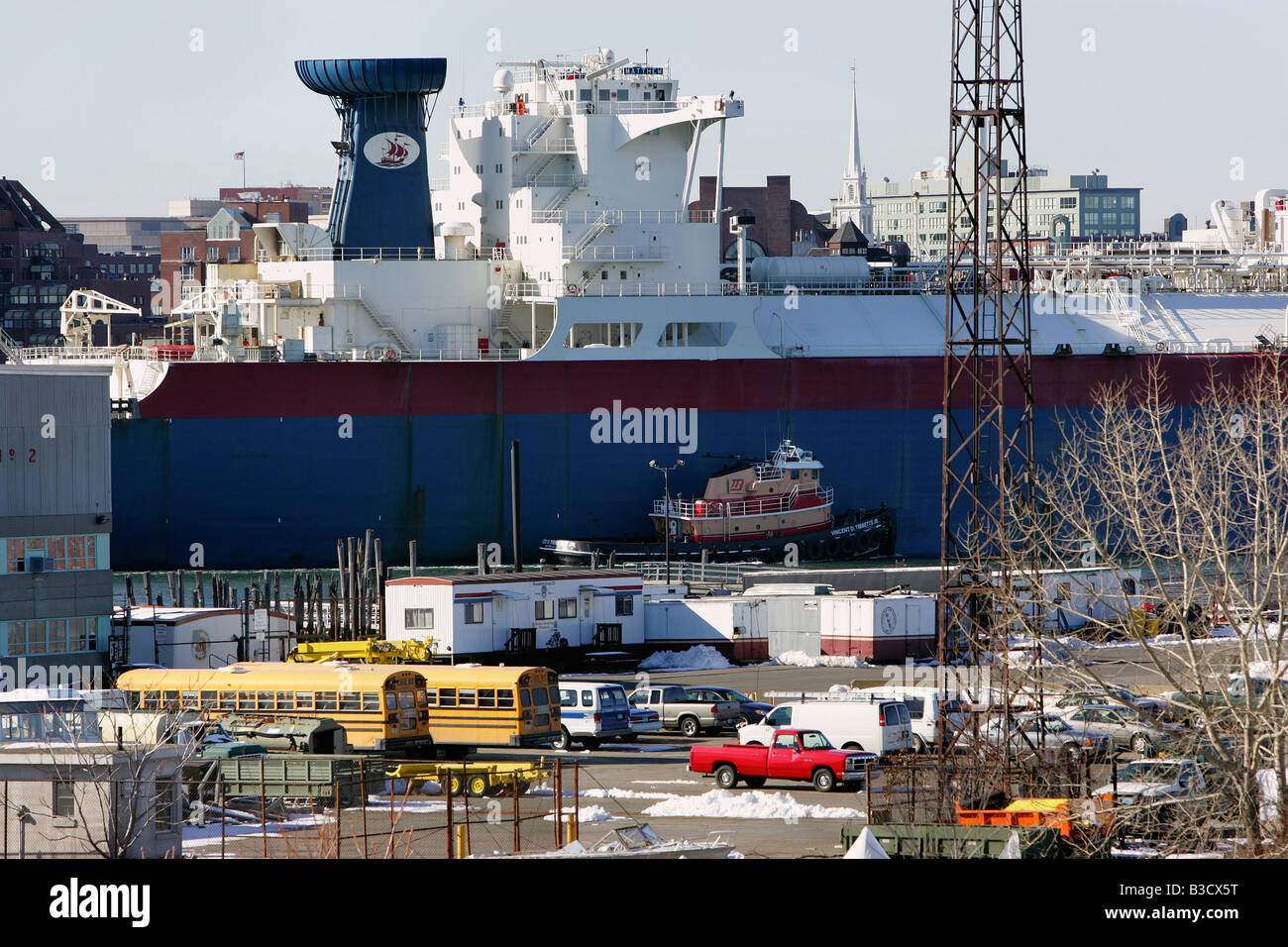 A liquefied natural gas tanker in Boston Harbor Stock Photo - Alamy