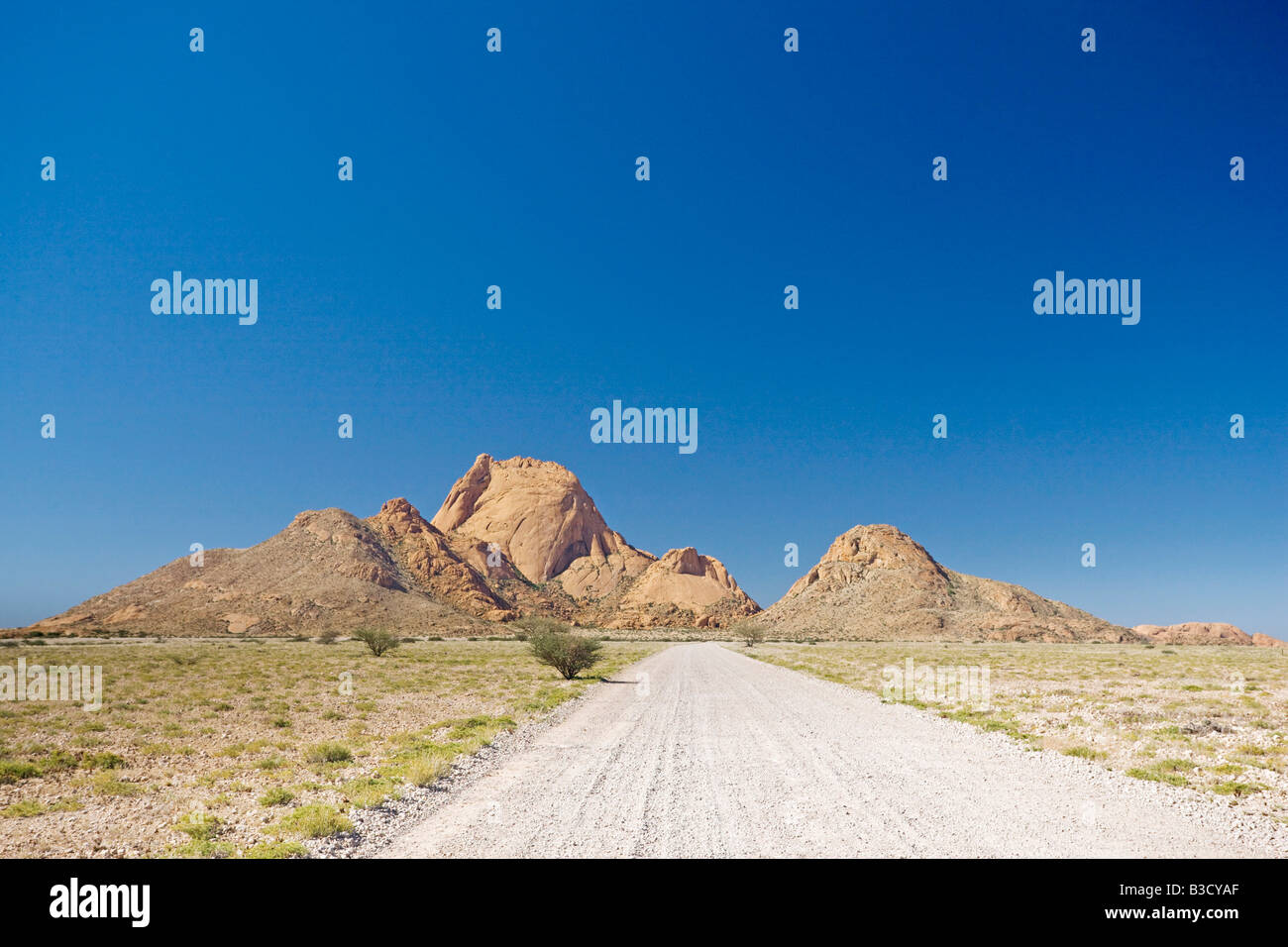 Africa blue sky hi-res stock photography and images - Alamy