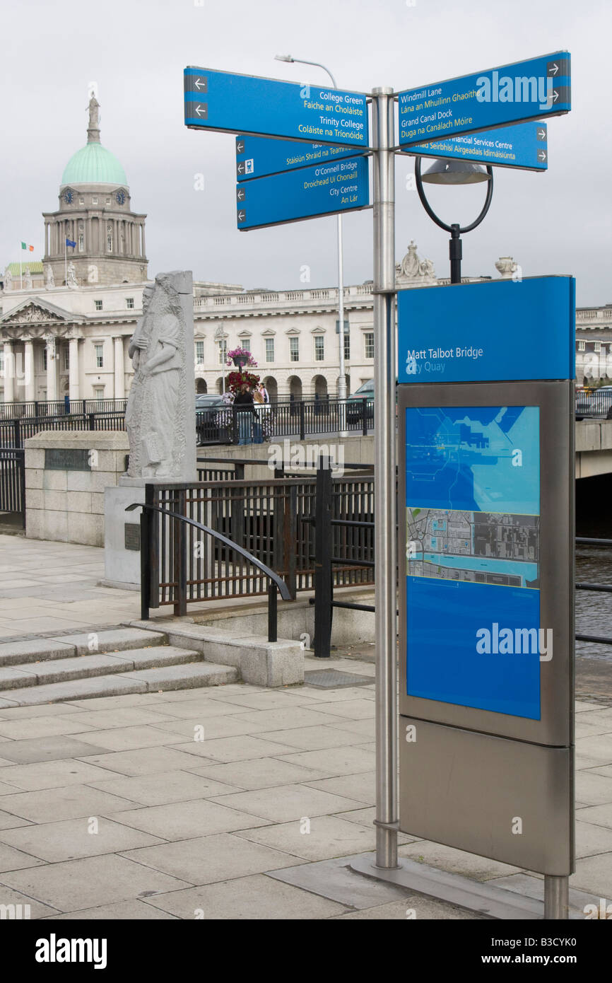 signpost Dublin City Centre Ireland Irish Republic EIRE Stock Photo - Alamy