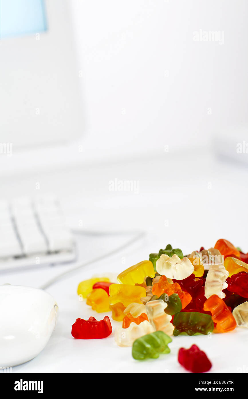 Office unhealthy food no people hi-res stock photography and images - Alamy