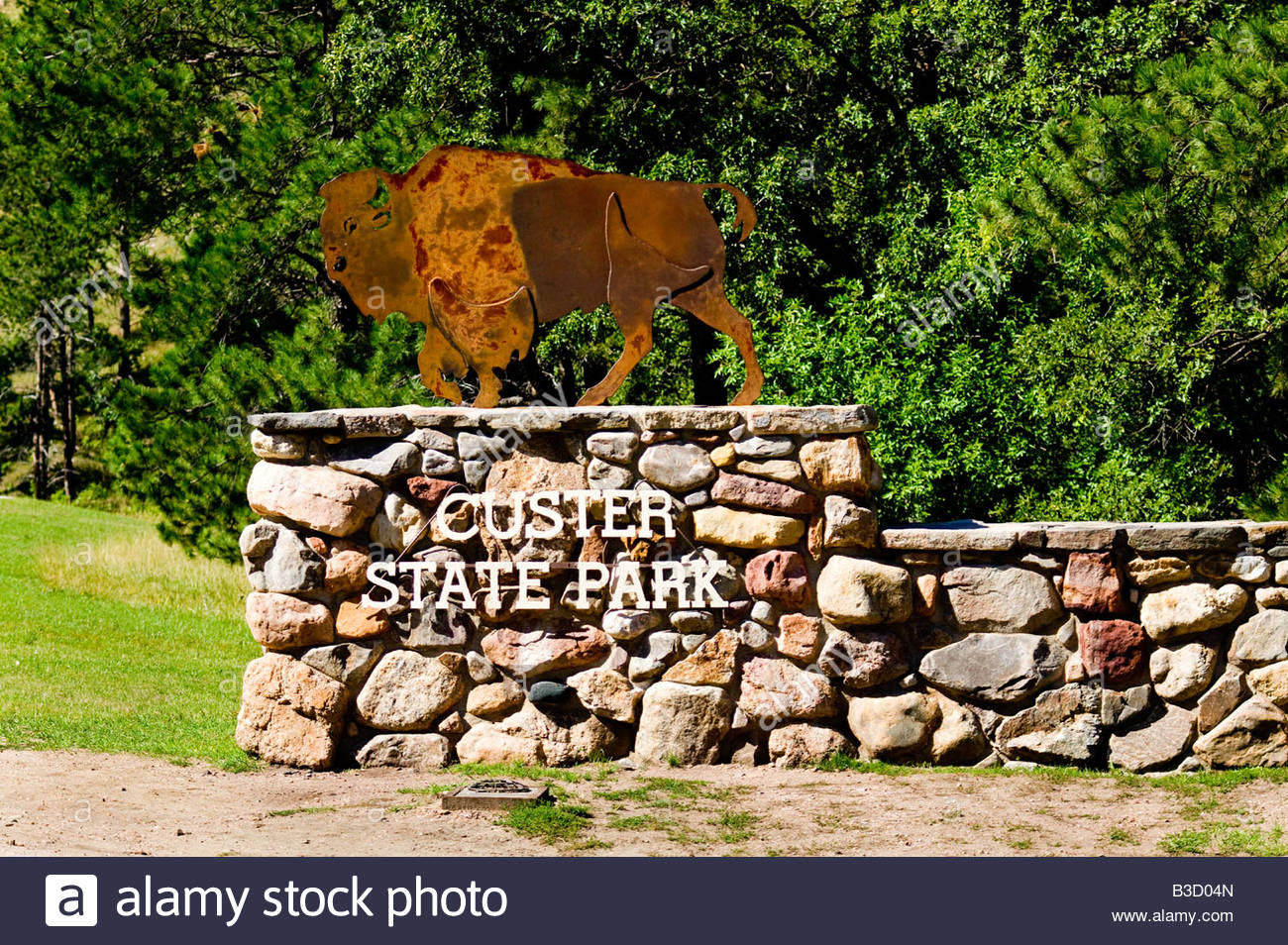 Custer State Park Sign South Stock Photos & Custer State Park Sign ...