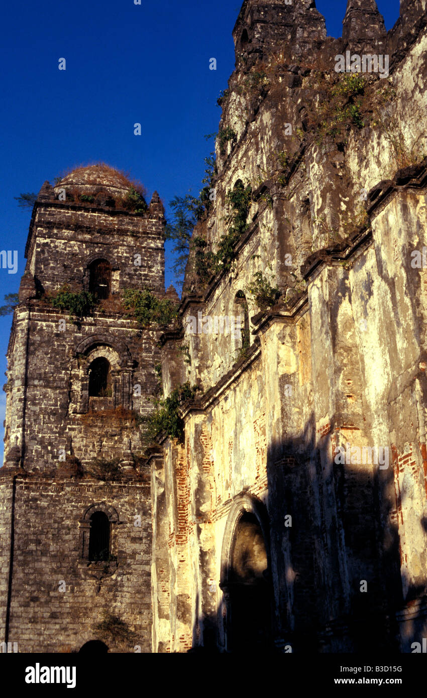 paoay church facade laoag luzon philippines Stock Photo - Alamy