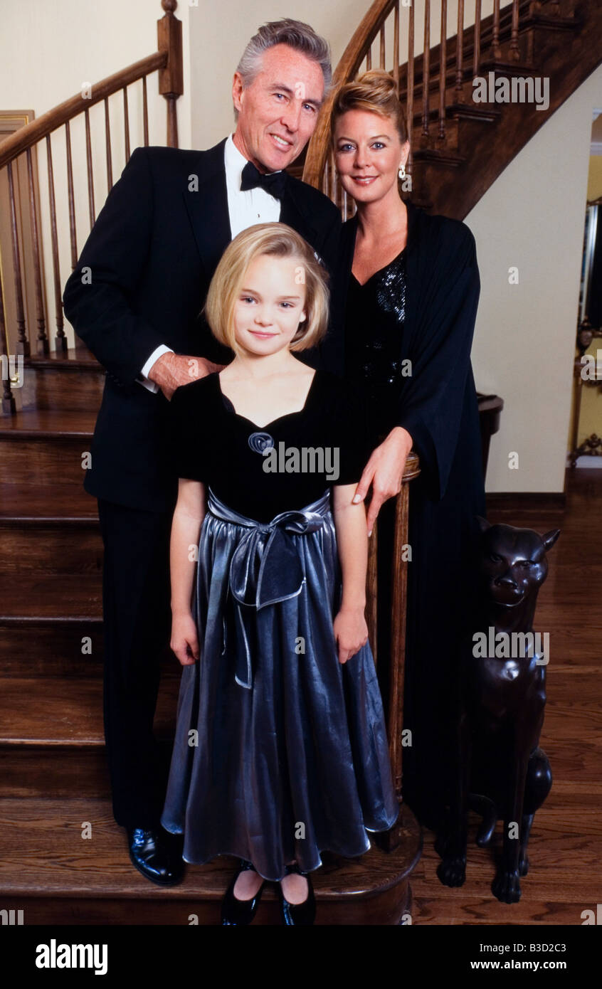 Dressed elegantly hi-res stock photography and images - Alamy