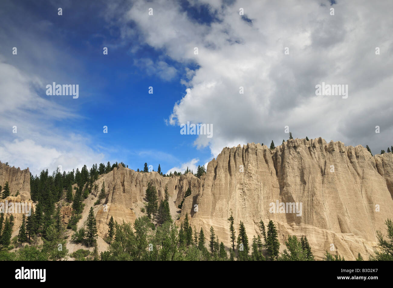 Hoodoos banff national park alberta hi-res stock photography and images ...