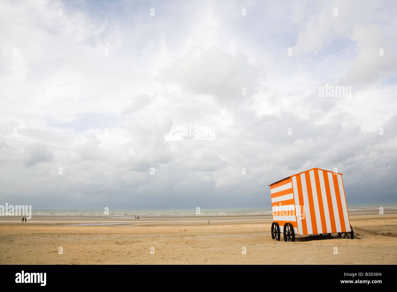 Belgium, Beach with cloudy sky Stock Photo - Alamy