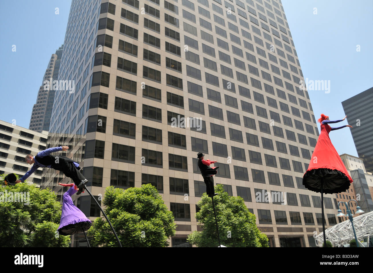 Australian performance group Strange Fruit entertaining in downtown Los ...