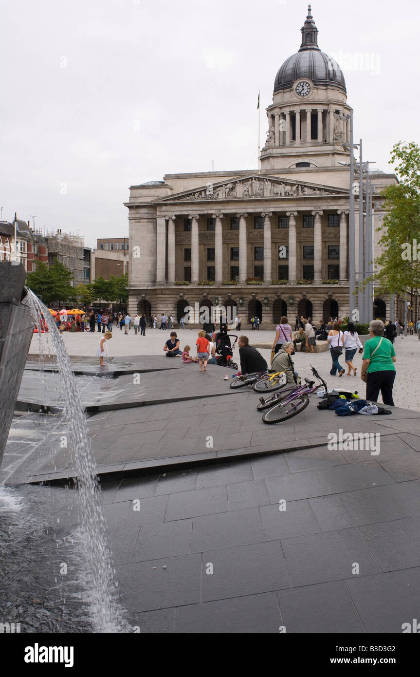 Nottingham city / town hall and water fountains Stock Photo - Alamy