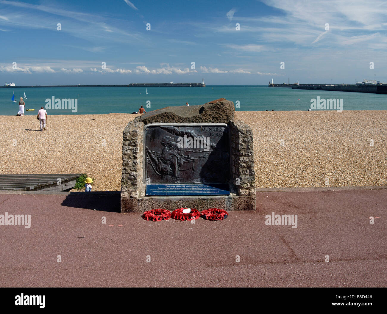 Dunkirk Veterans Association Monument Dover Harbour Kent UK Stock Photo ...