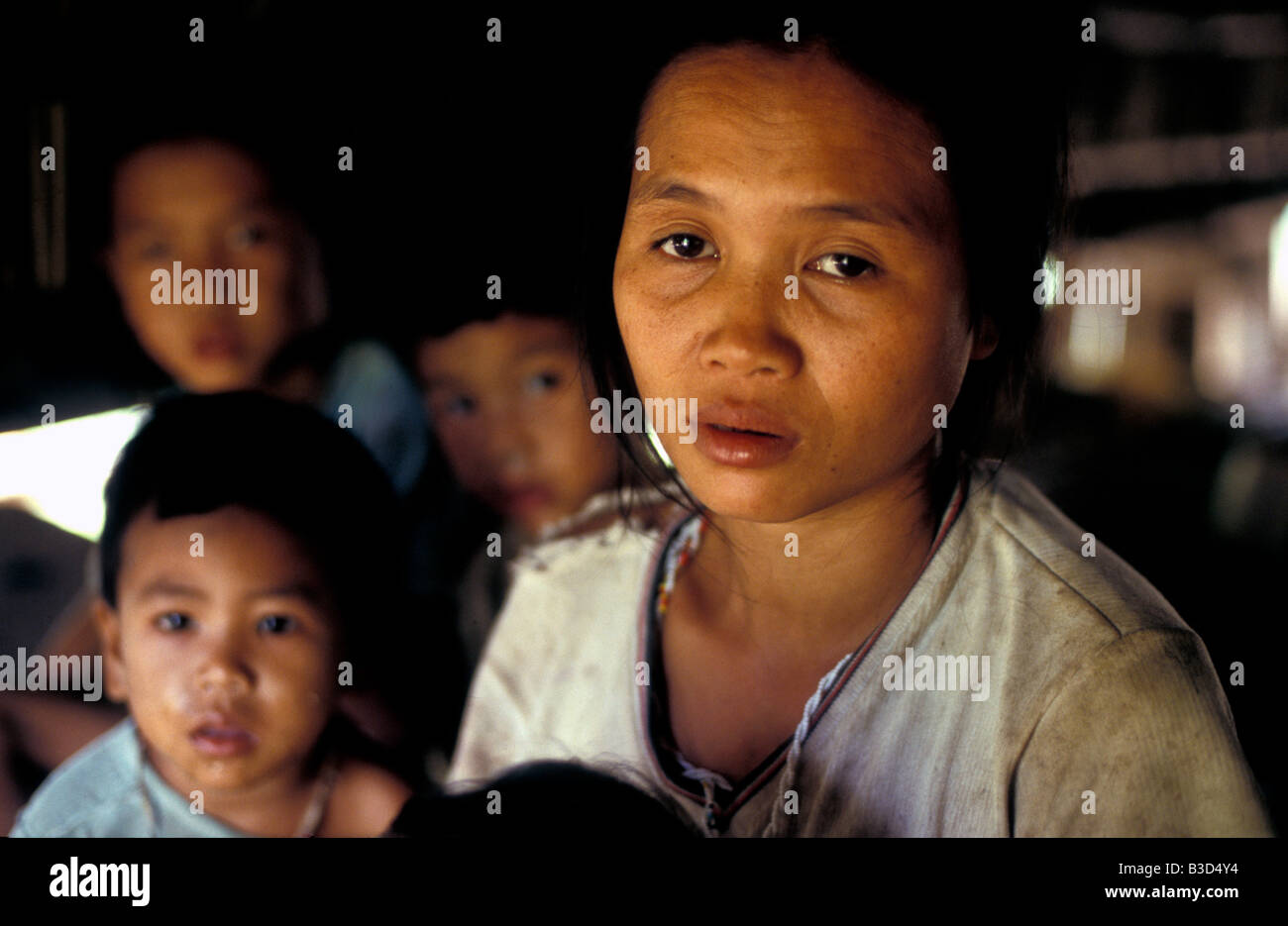 mangyan tribal woman with children sitio naibuan village near san jose ...