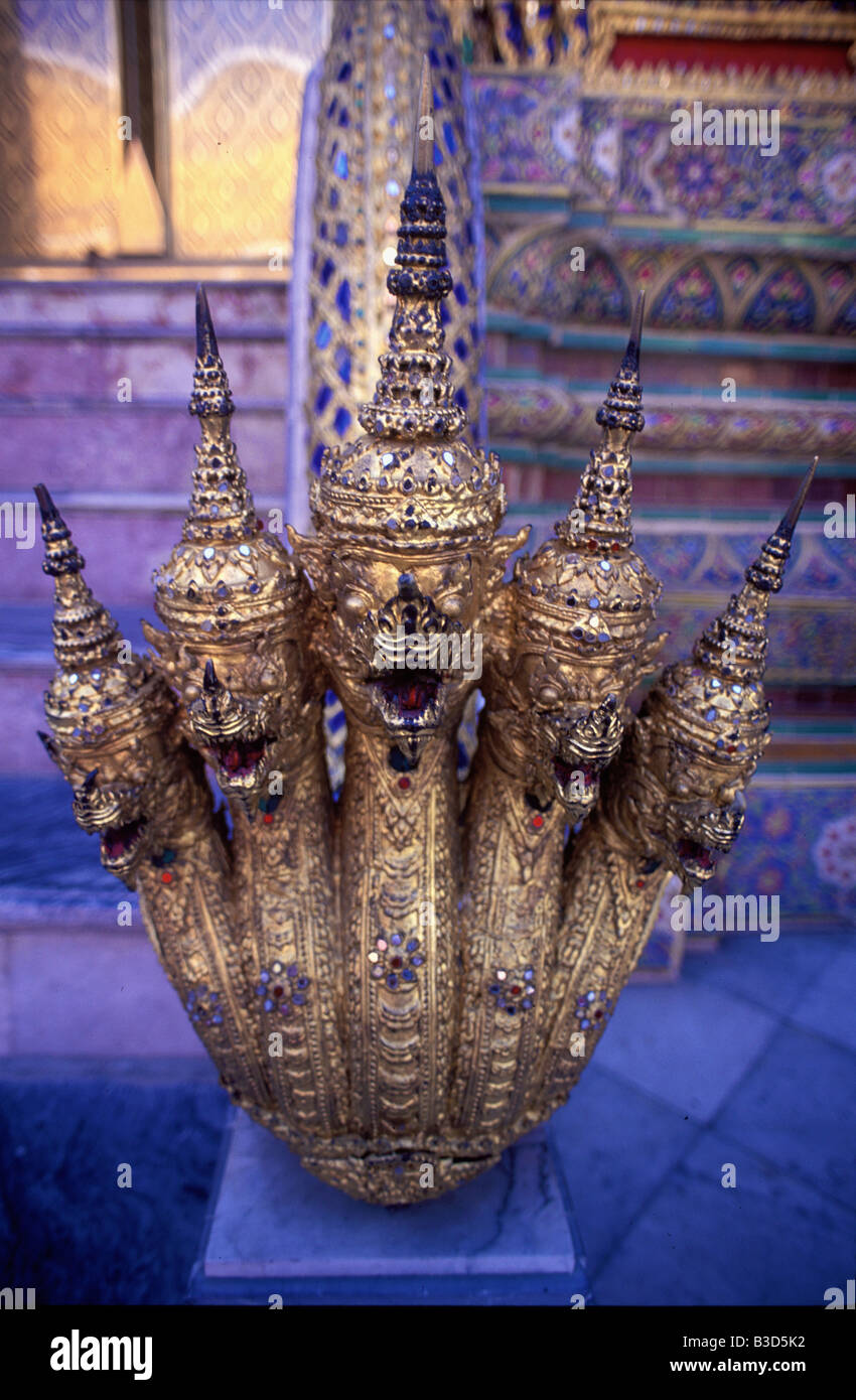 Thailand bangkok snake temple hi-res stock photography and images - Alamy