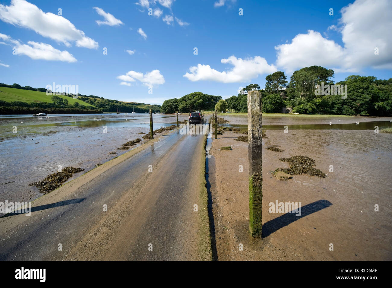 South devon countryside driving hi-res stock photography and images - Alamy