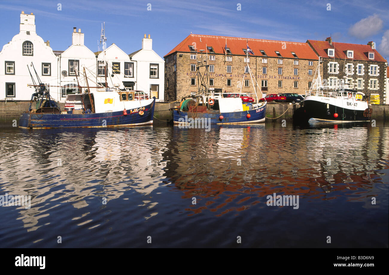 Scottish fishing port hi-res stock photography and images - Alamy