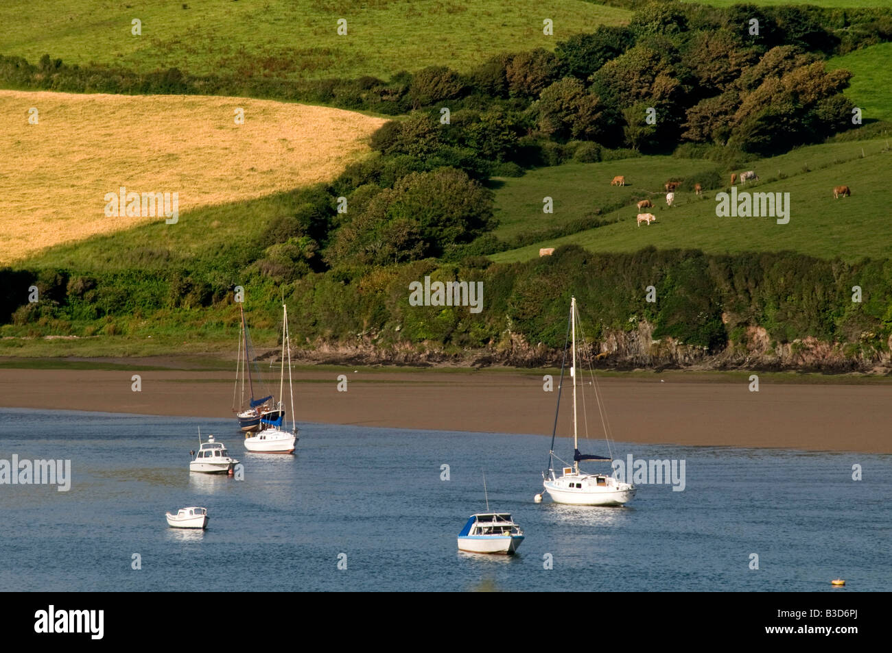 Countryside estuaries coast hi-res stock photography and images - Alamy