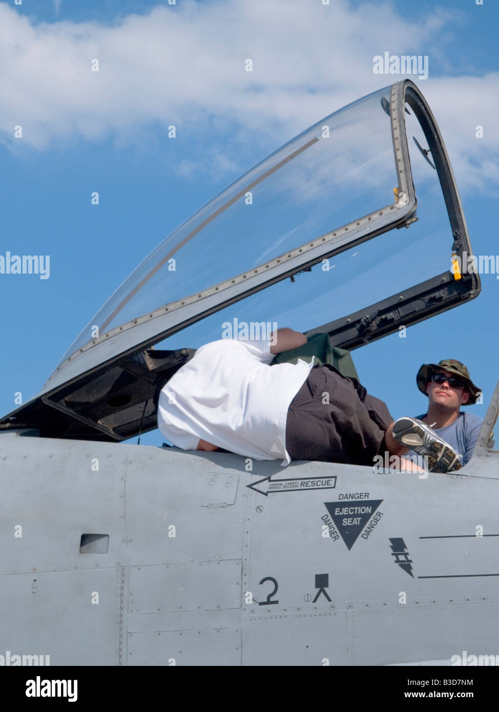 Camp friendship u s military hi-res stock photography and images - Alamy