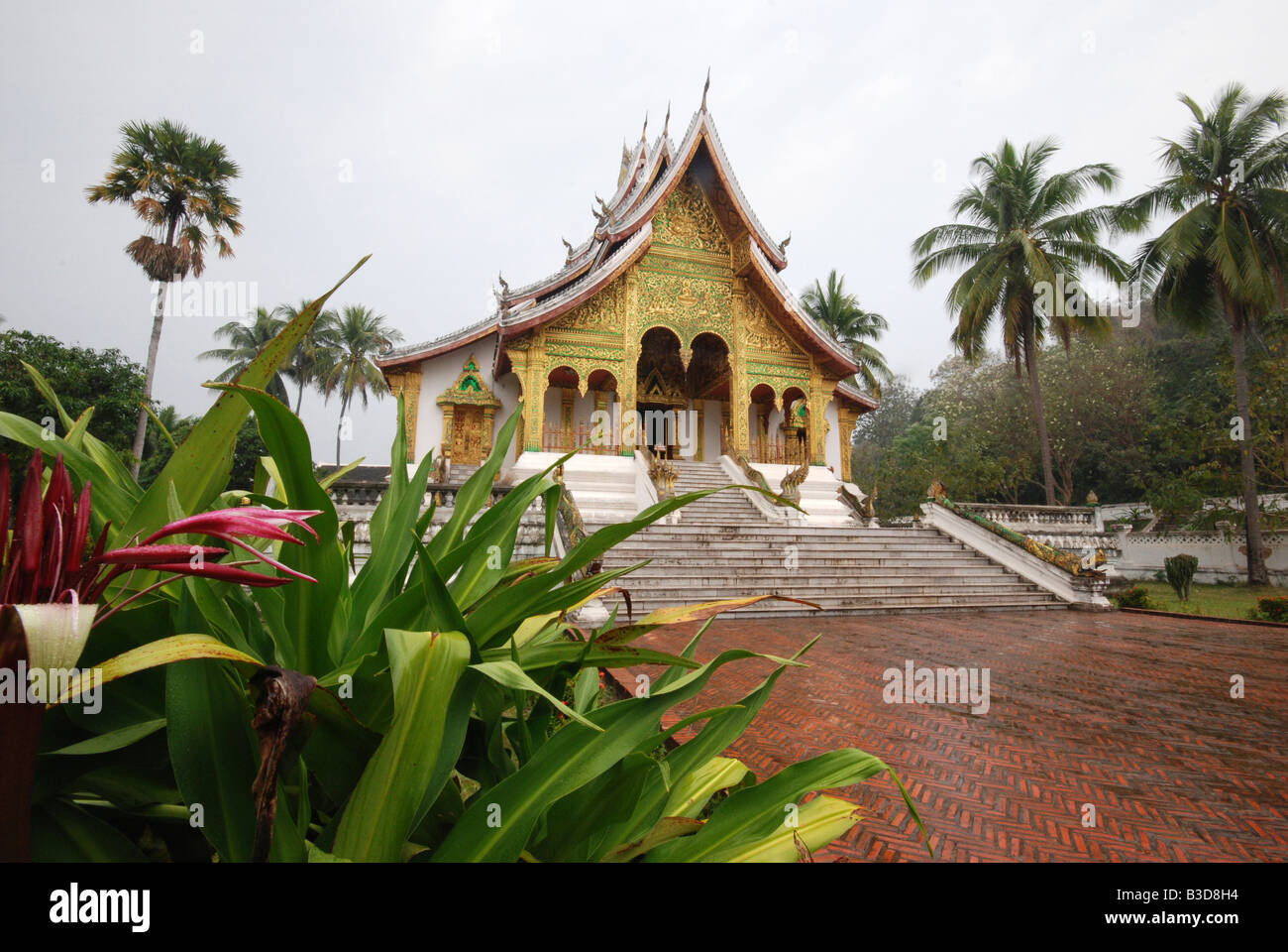 Wat Haw Pha Bang Temple Stock Photo - Alamy