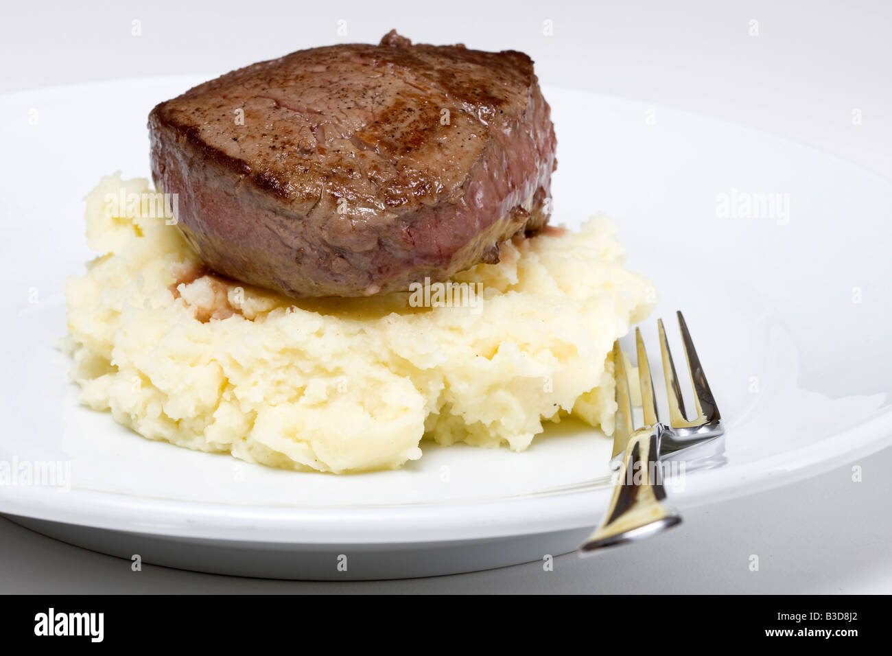Filet mignon plate white background hi-res stock photography and images - Alamy