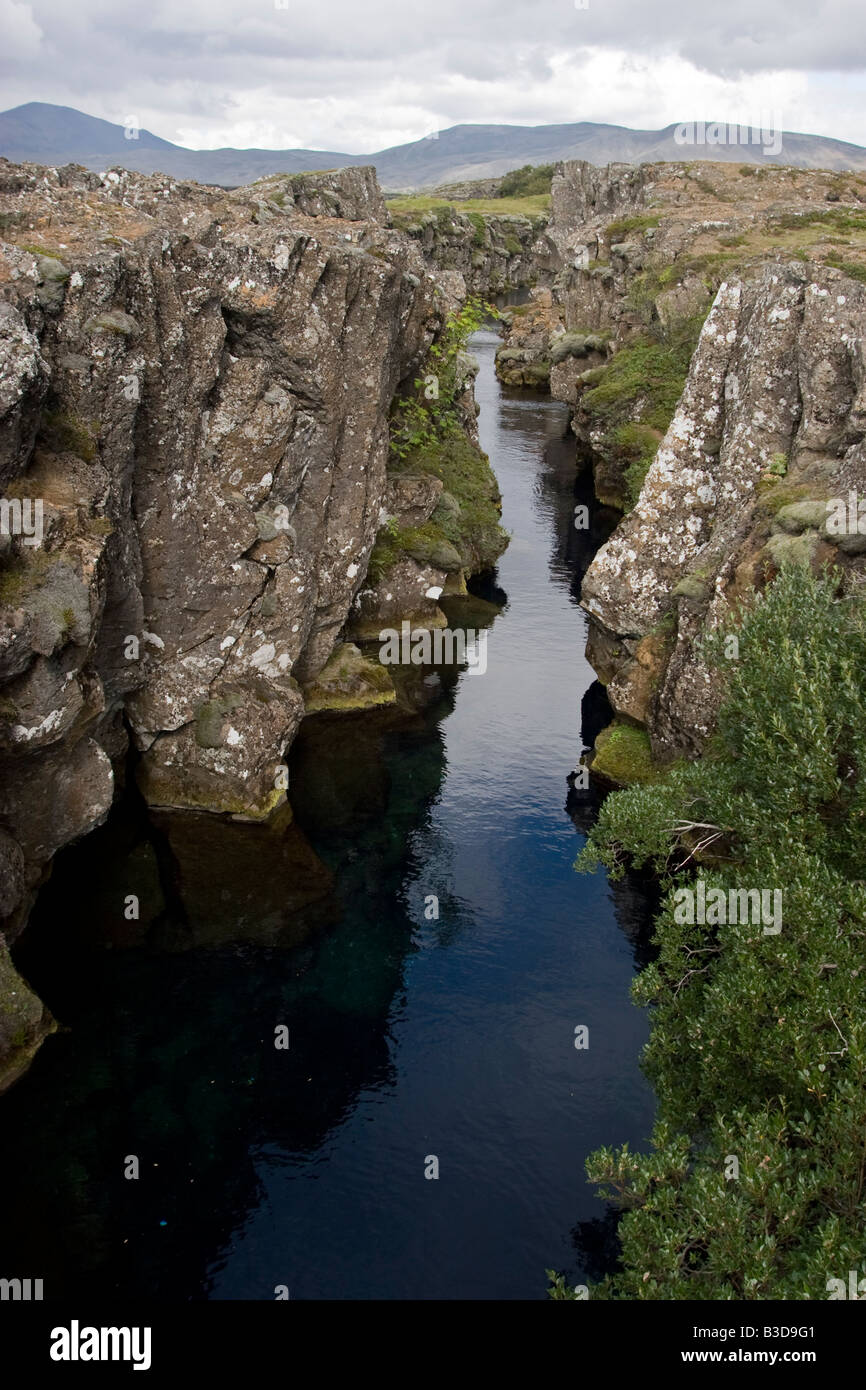 Thingvellir, geographical rift between Europe and North America ...
