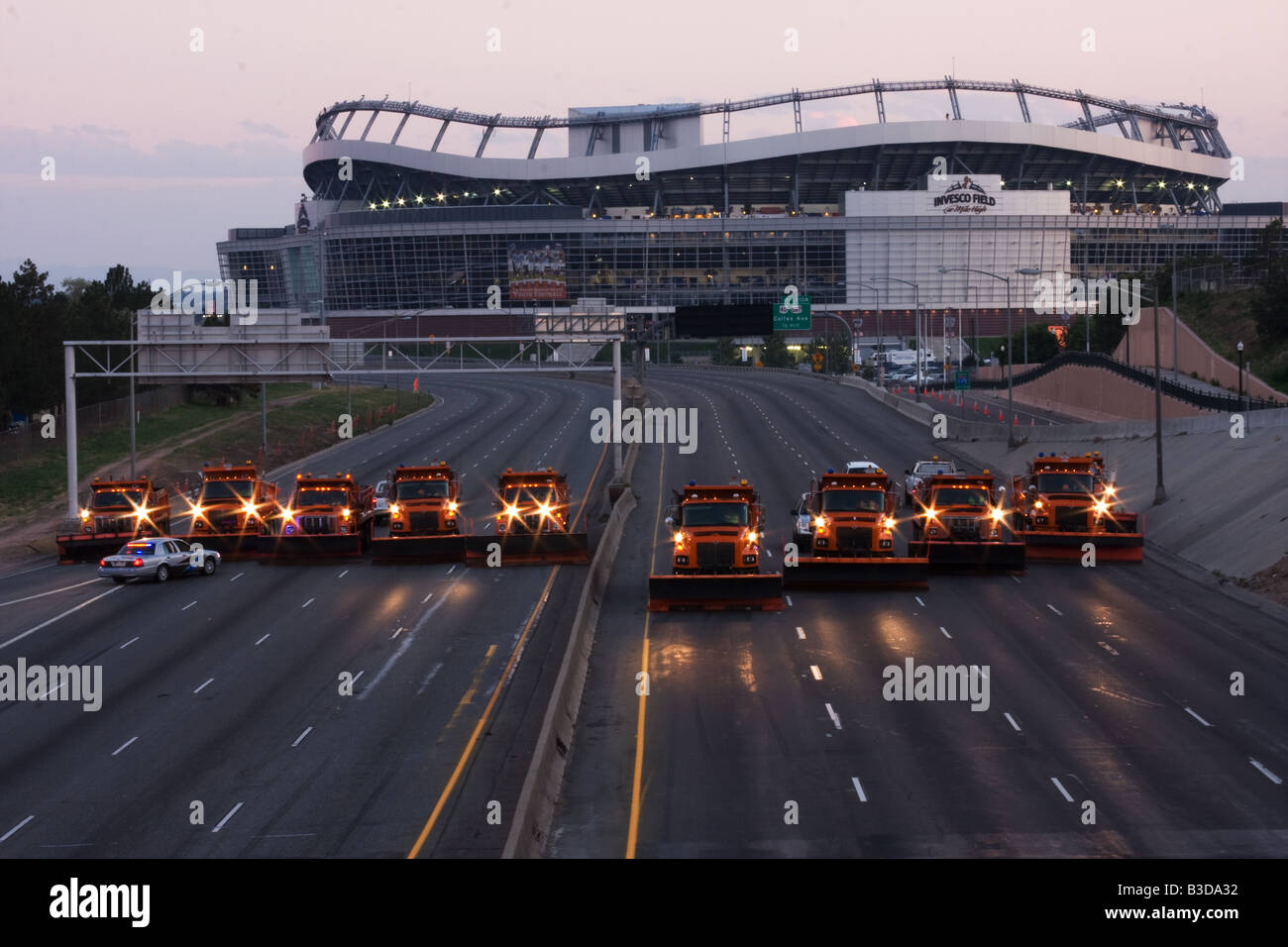 Mile high stadium hi-res stock photography and images - Alamy
