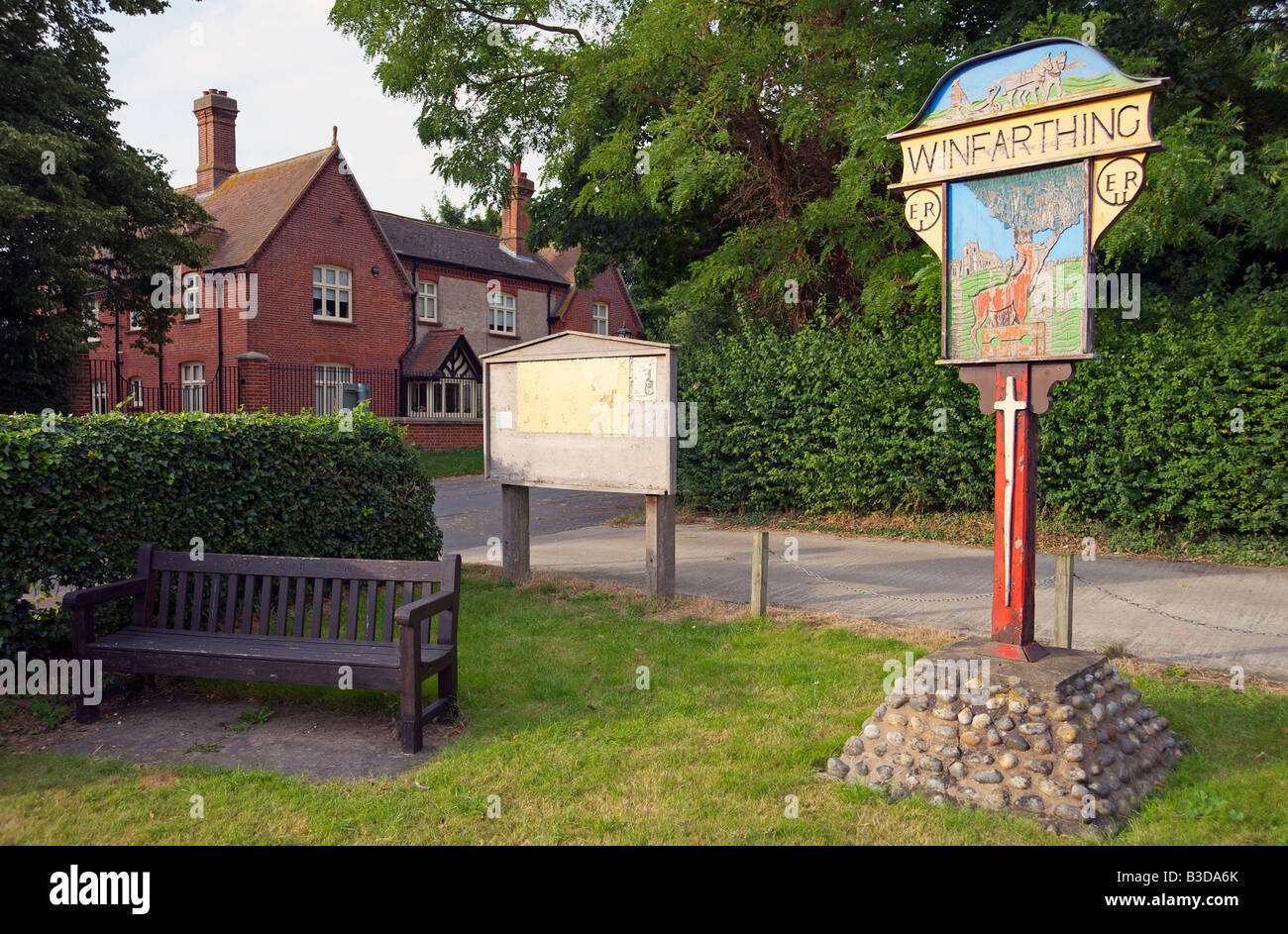 Village sign norfolk uk hi-res stock photography and images - Alamy