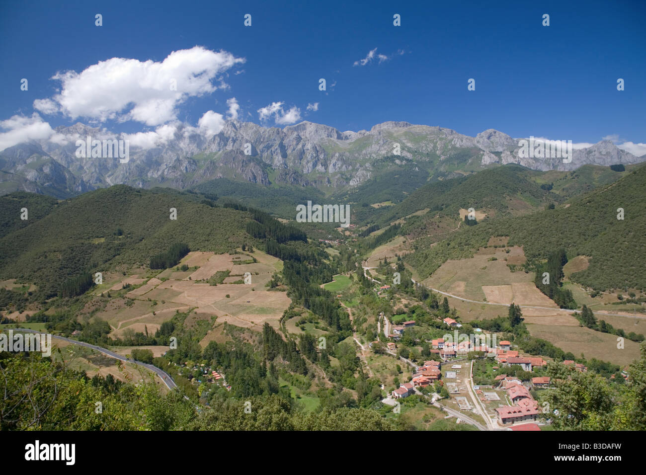 Picos de Europa mountains seen from viewing point near Potes Stock ...