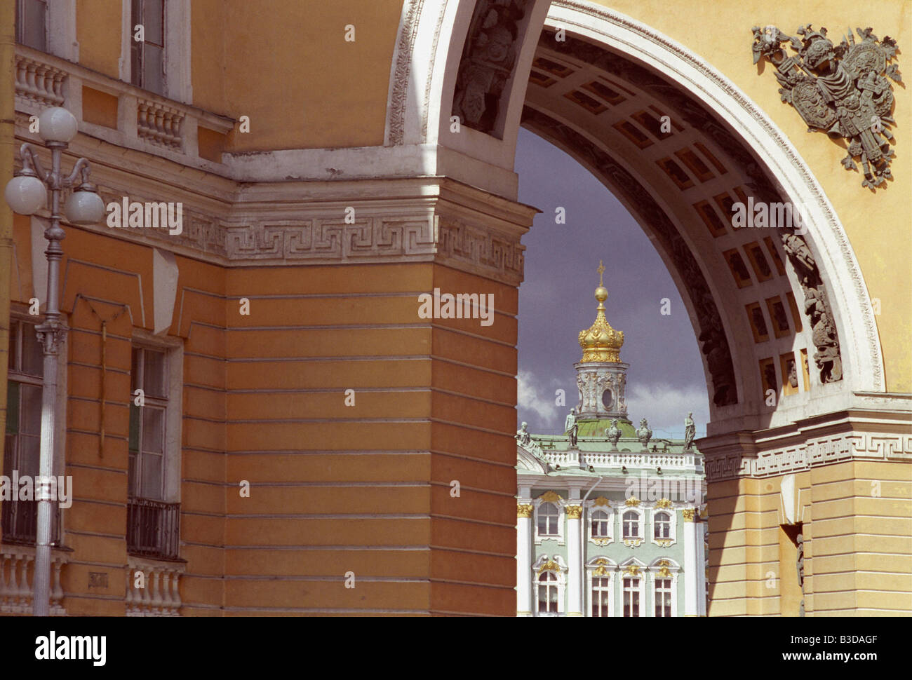 Rossi Arch in the General Staff Building and the Hemitage Museum in St ...
