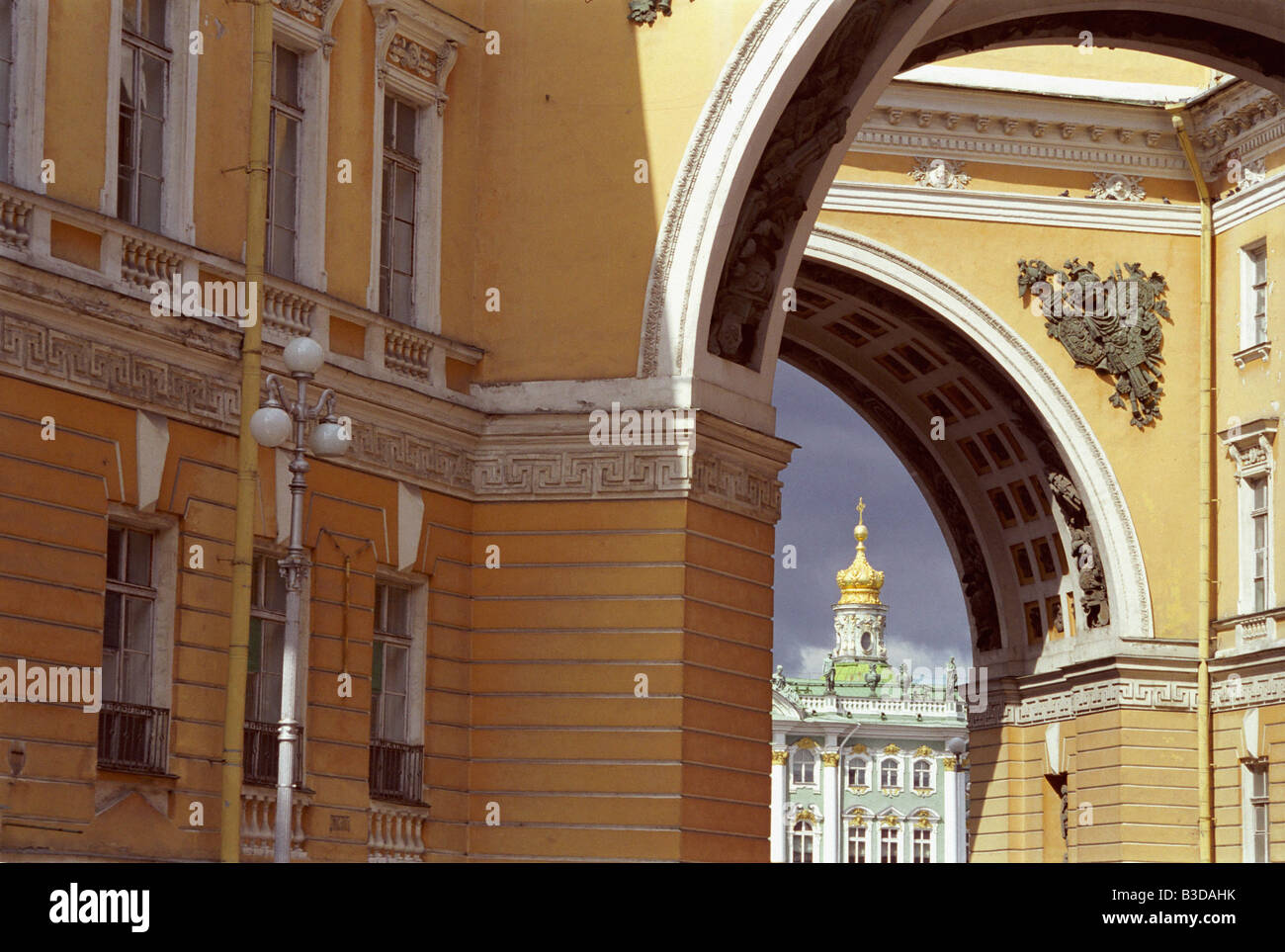 Rossi Arch in the General Staff Building and the Hemitage Museum in St ...
