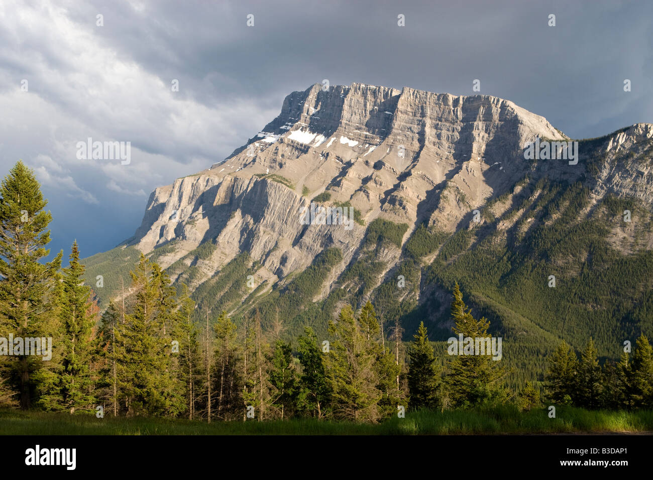 View of Mount Rundle in Banff National Park Stock Photo - Alamy