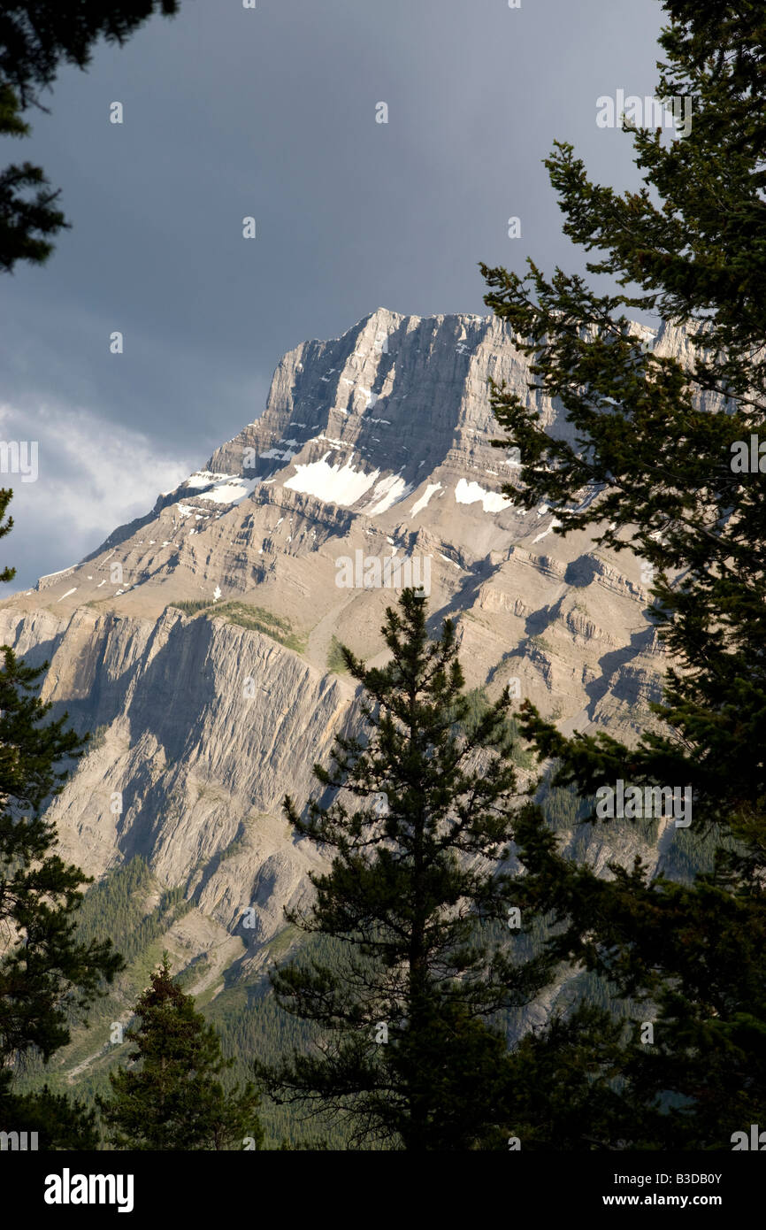 View of Mount Rundle in Banff National Park Stock Photo - Alamy
