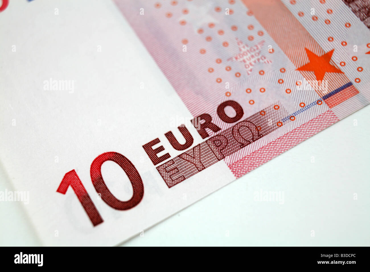Billetes de euro 100 hi-res stock photography and images - Alamy
