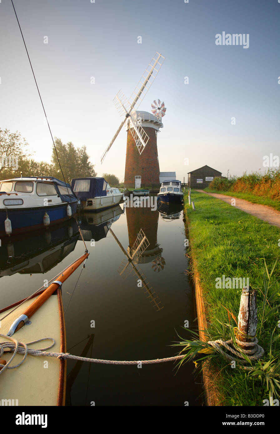 Norfolk windpump hi-res stock photography and images - Alamy