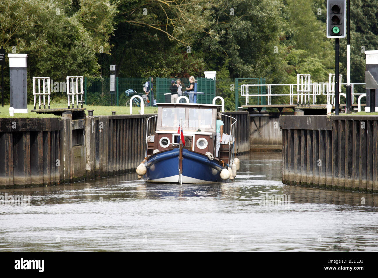Navigation lock hi-res stock photography and images - Alamy