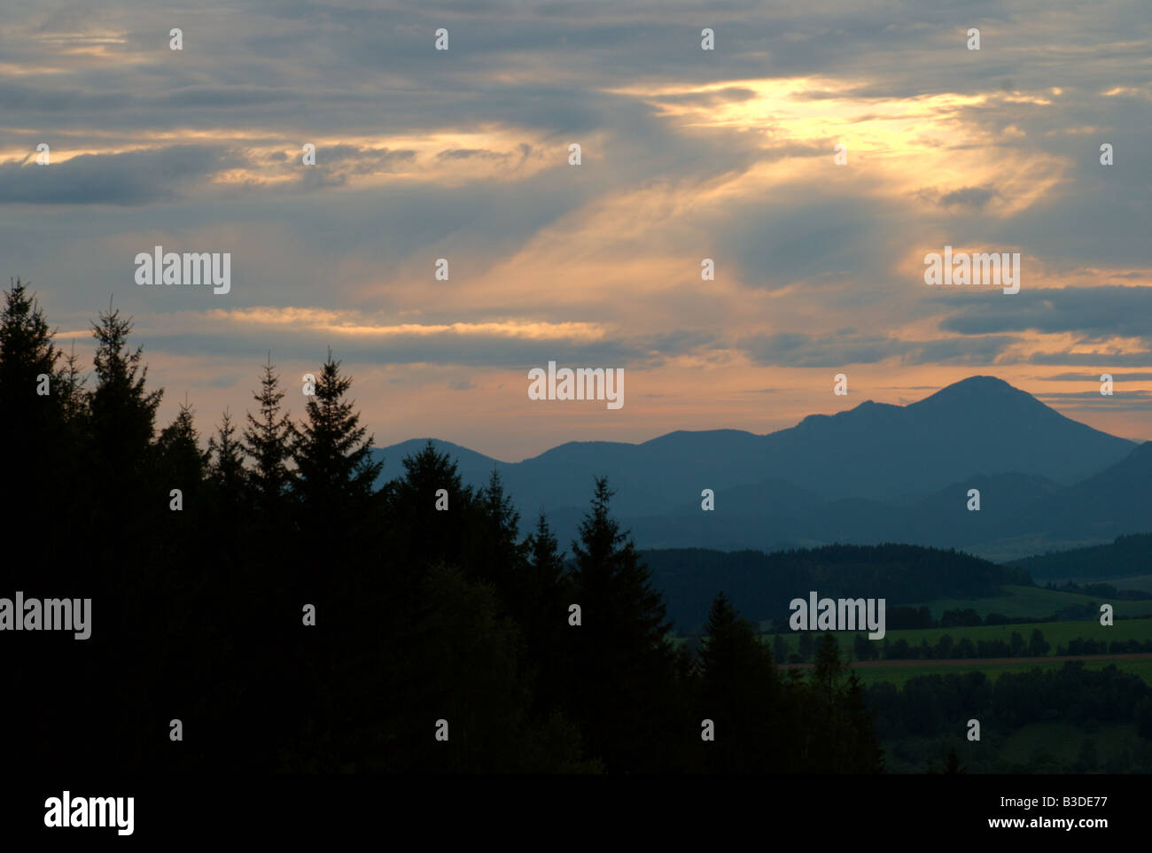 Mountain ridge line in sunset Stock Photo - Alamy