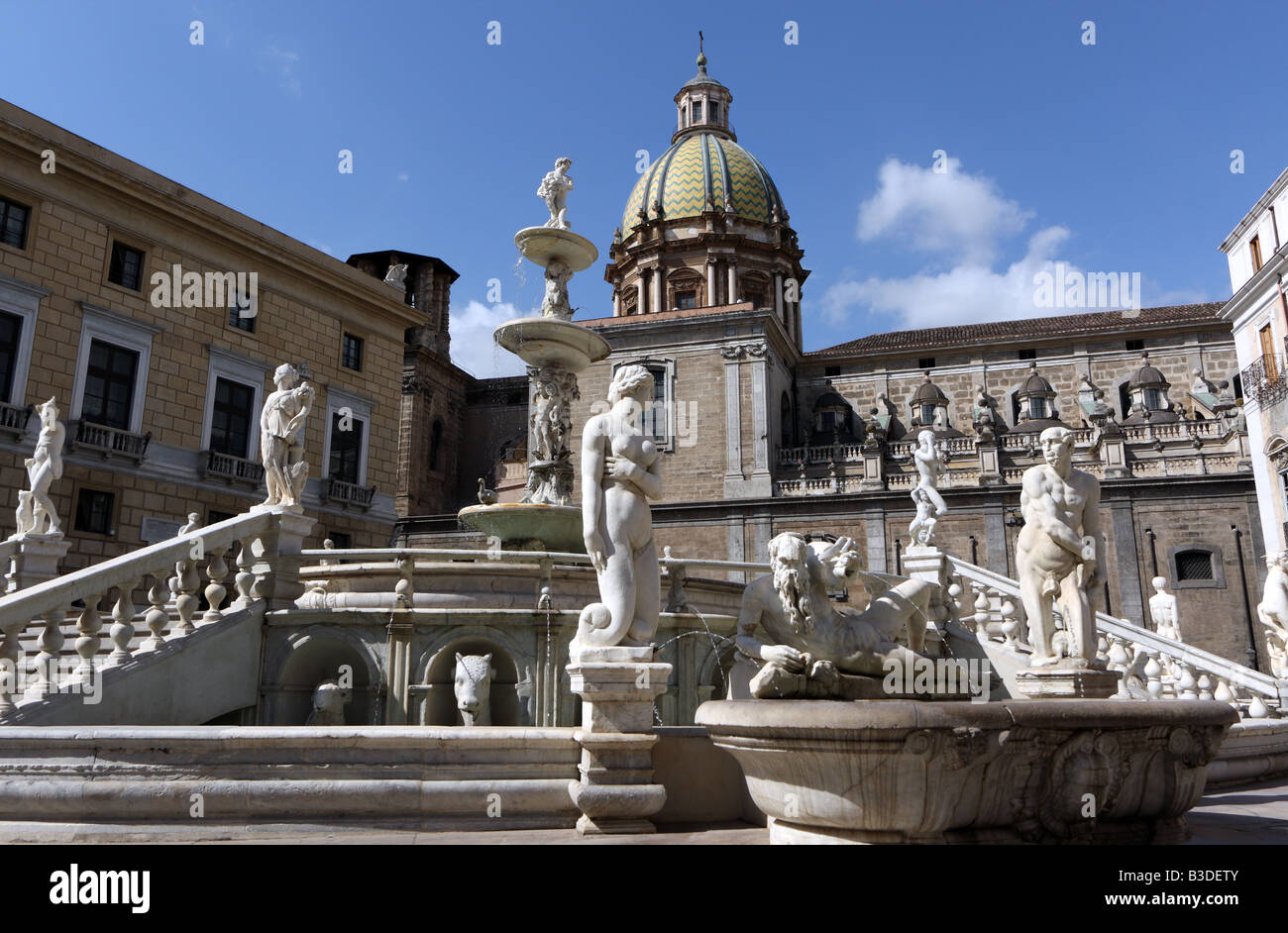 Piazza Pretoria, Palermo, Sicily, Italy Stock Photo - Alamy