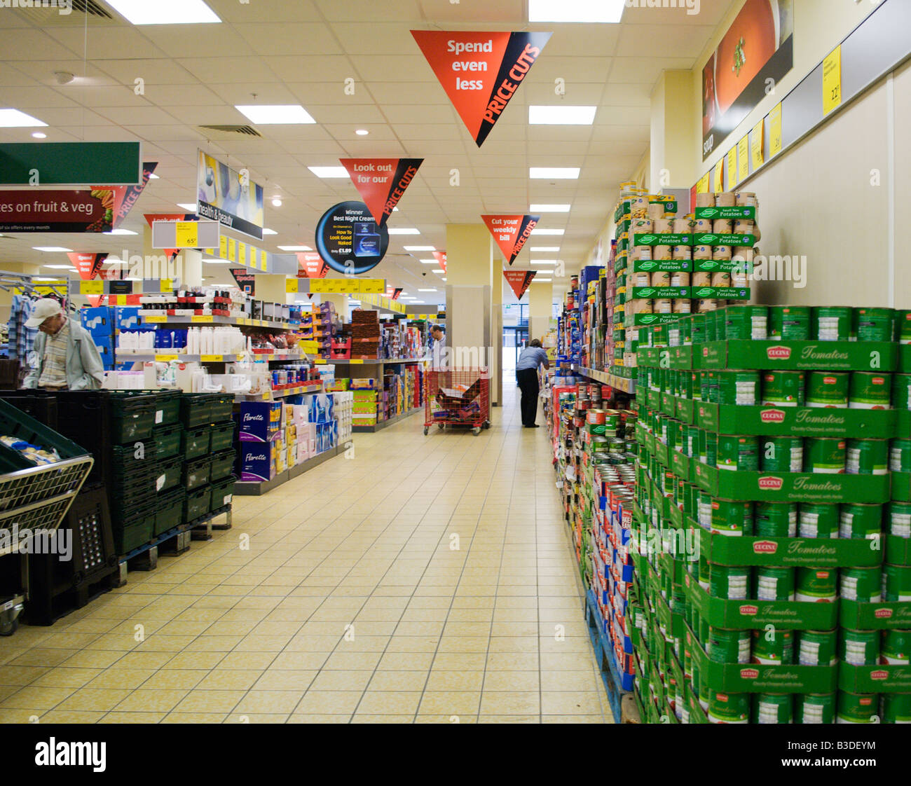 Aldi Store Interior High Resolution Stock Photography and Images - Alamy