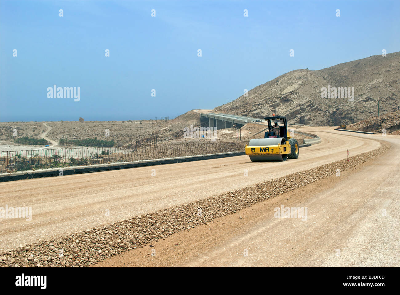 Constructing new highway Muscat to Sur Sharqiya Region Sultanate of ...