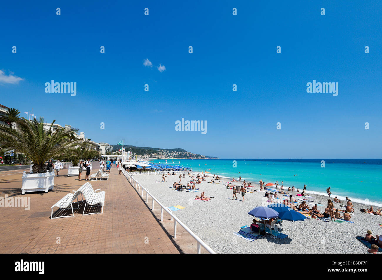 Riviera beach nice hi-res stock photography and images - Alamy
