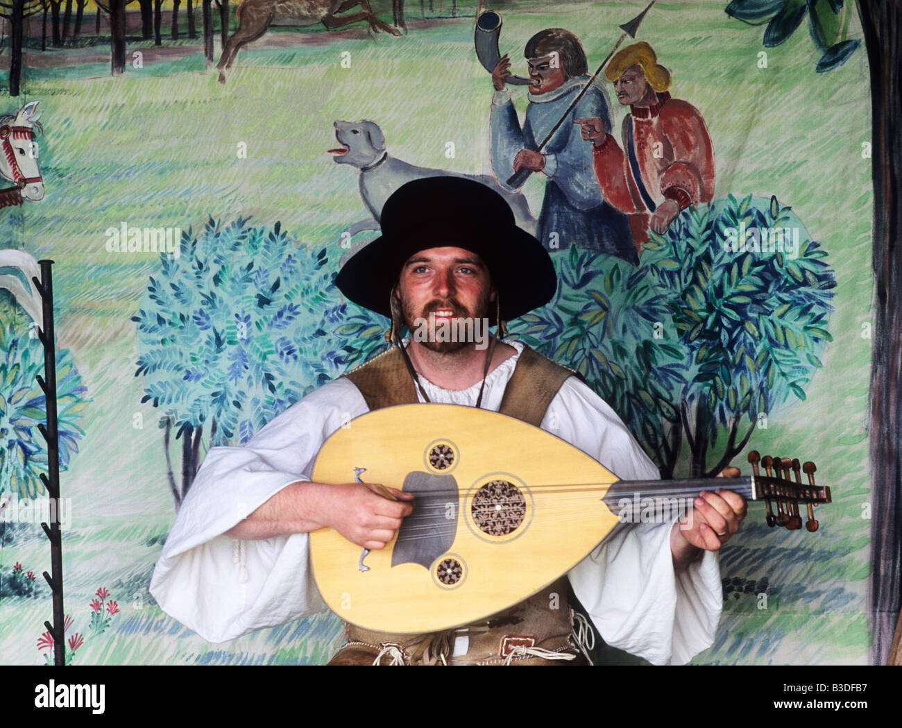 Medieval music instrument hi-res stock photography and images - Alamy