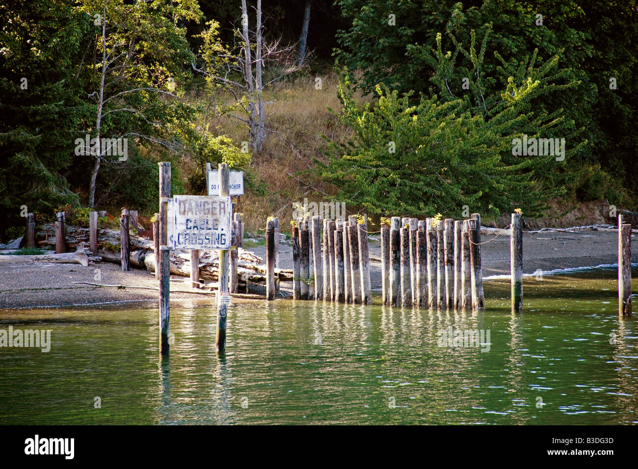 Cable crossing hi-res stock photography and images - Alamy