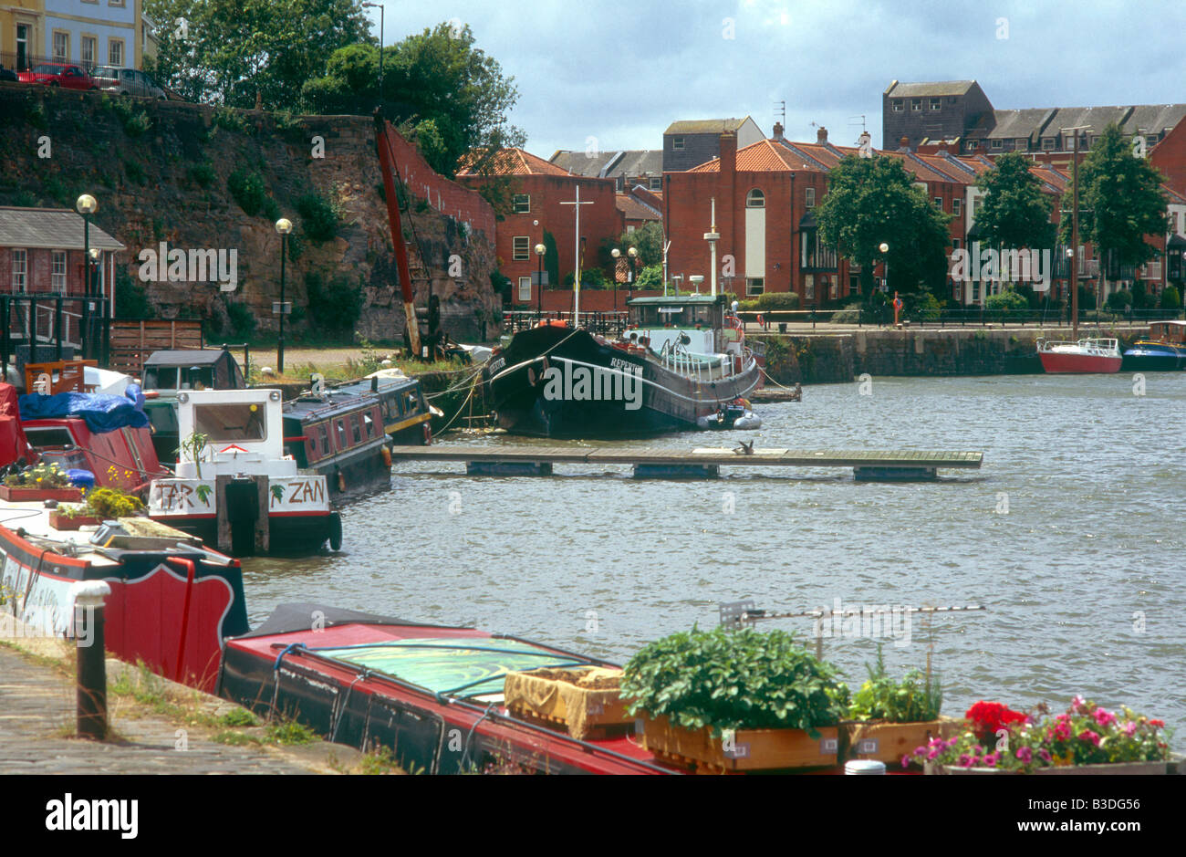 The Floating Harbour at Redcliffe Quay, Bristol, England Stock Photo ...