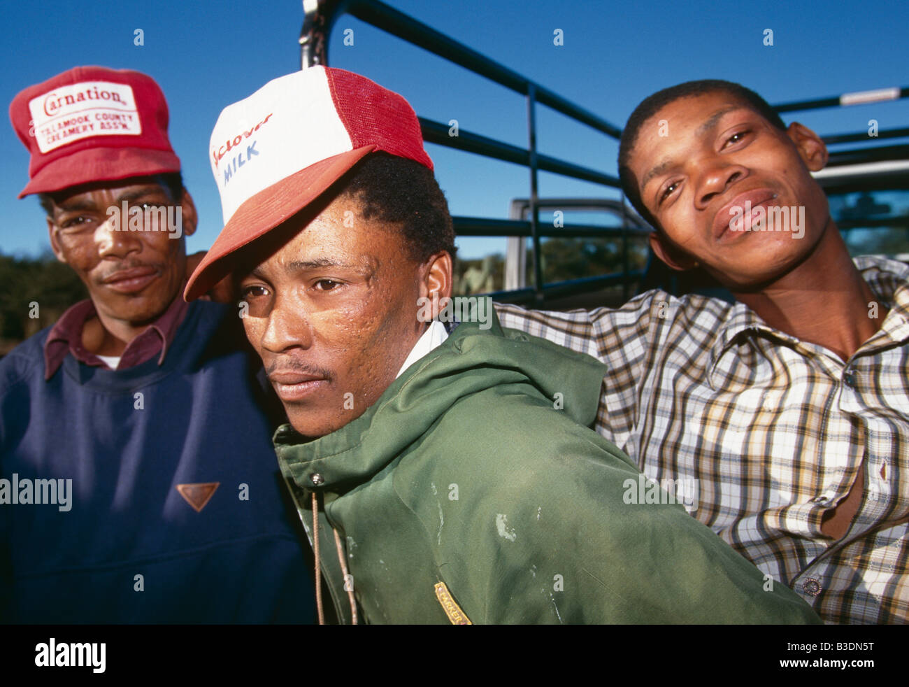 Group african farm workers hi-res stock photography and images - Alamy