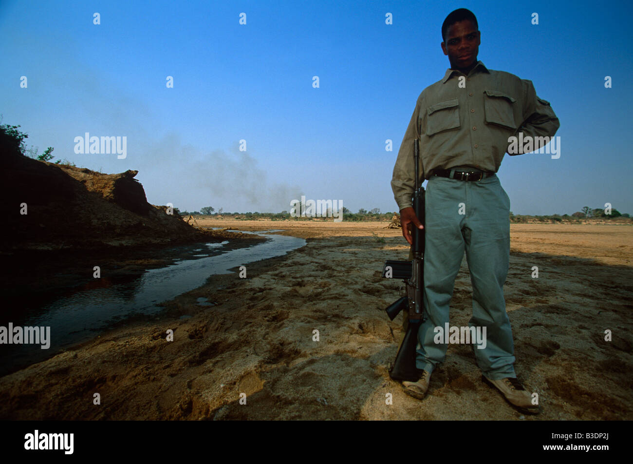 African park ranger portrait hi-res stock photography and images - Alamy