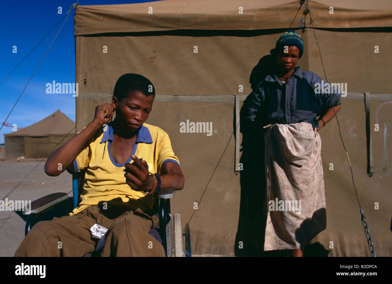 Homeless couple south africa hi-res stock photography and images - Alamy